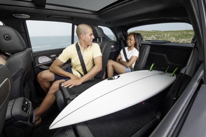 Nuovo Mercedes GLE: ecco il sistema E-Active Body Control | Video ...