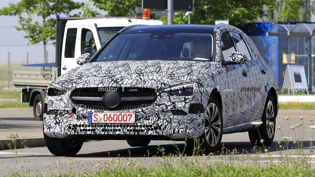 Mercedes Classe C Wagon 2021 si mostra nelle prime foto spia - MBenz.it
