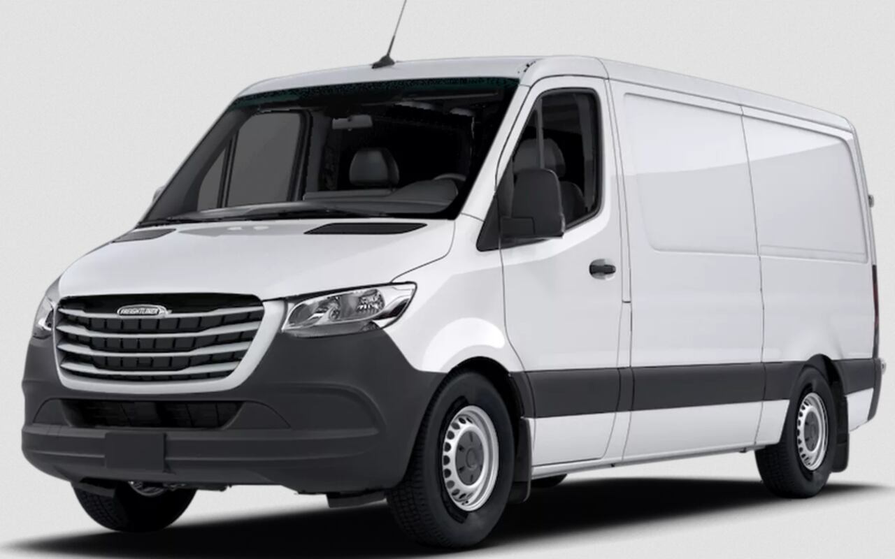 Mercedes prevede di terminare la produzione del Freightliner Sprinter ...